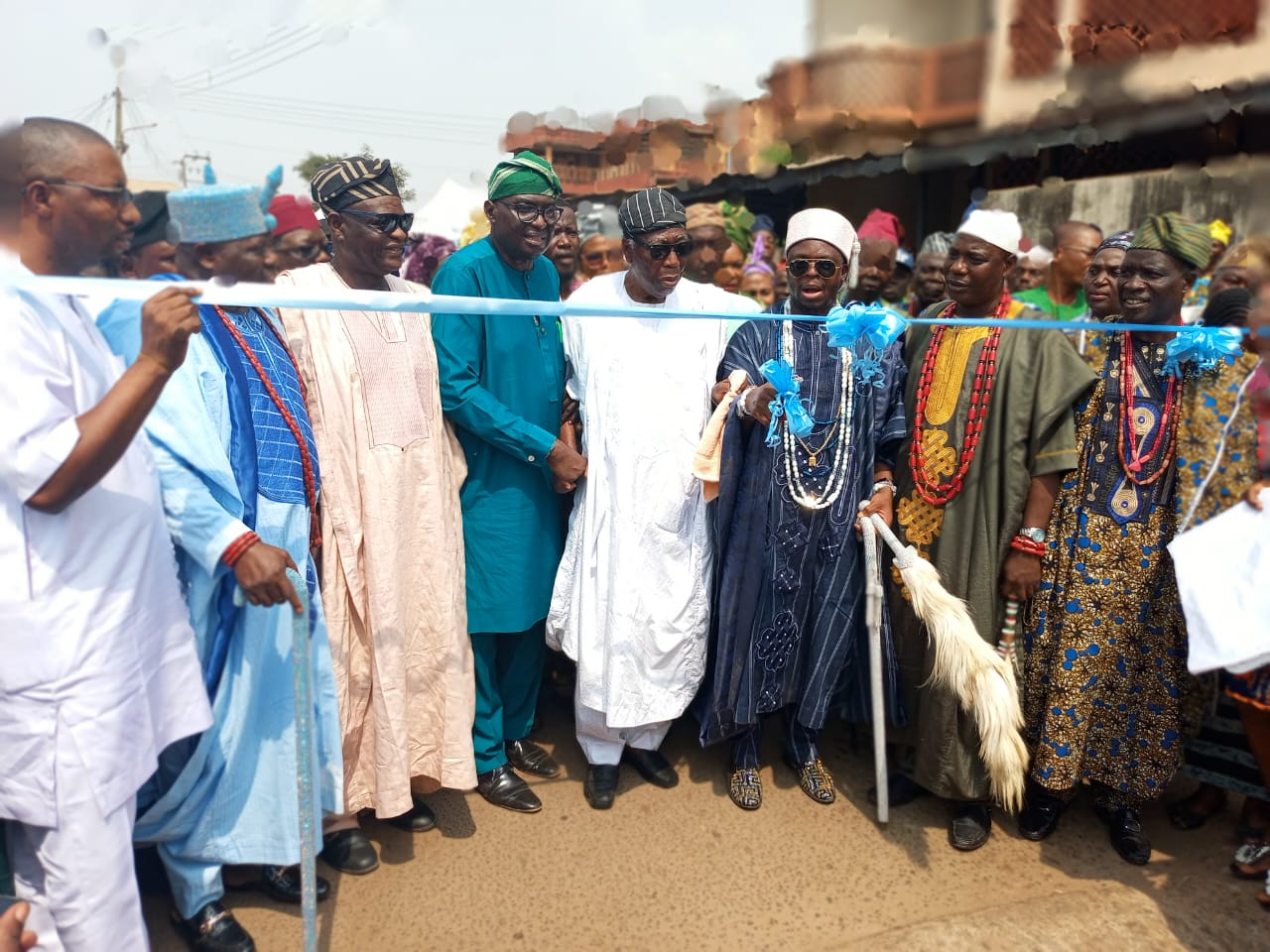 Community Development: Oloro Commissions Ijomu–Oro Township Road | The ...