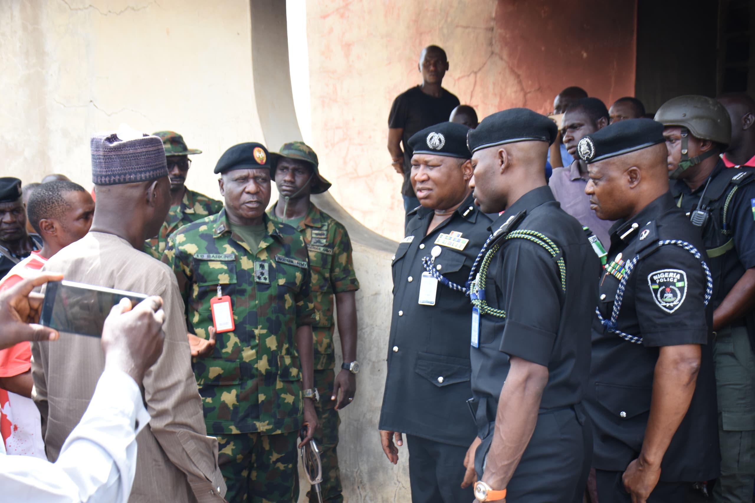 Youth unrest: Kwara CP, Army Commander Visit Lafiagi | The Herald Newspaper